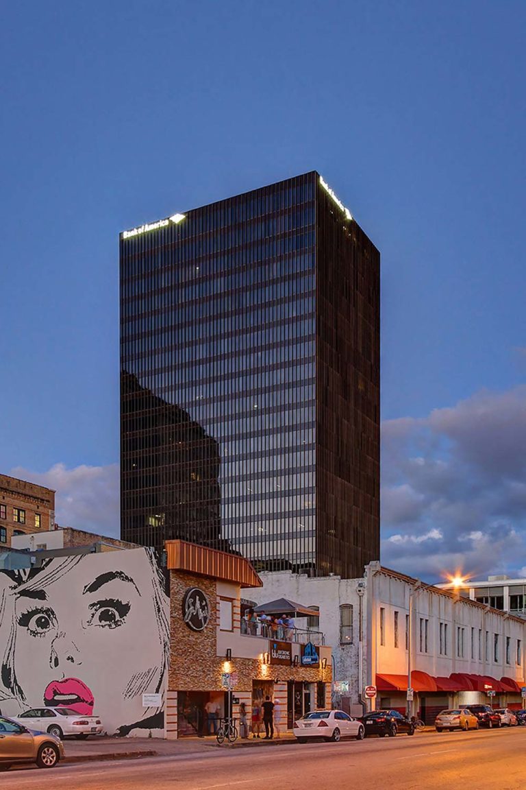 515 Congress – Guide To Austin Architecture