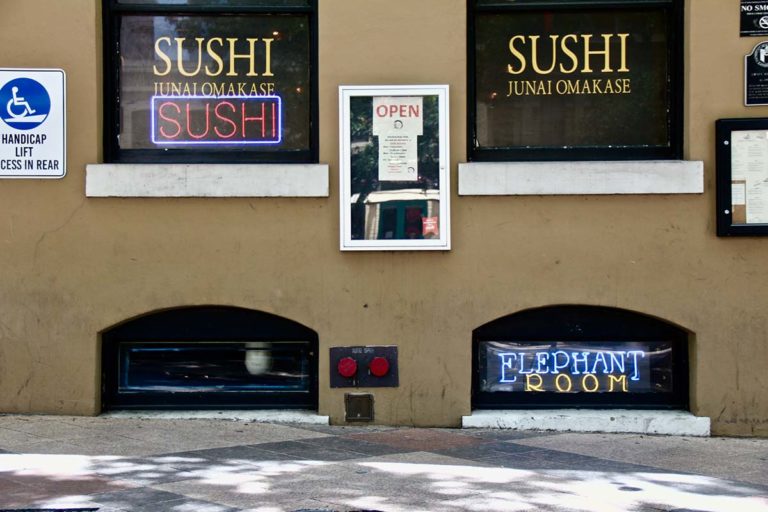 Elephant Room – Guide To Austin Architecture