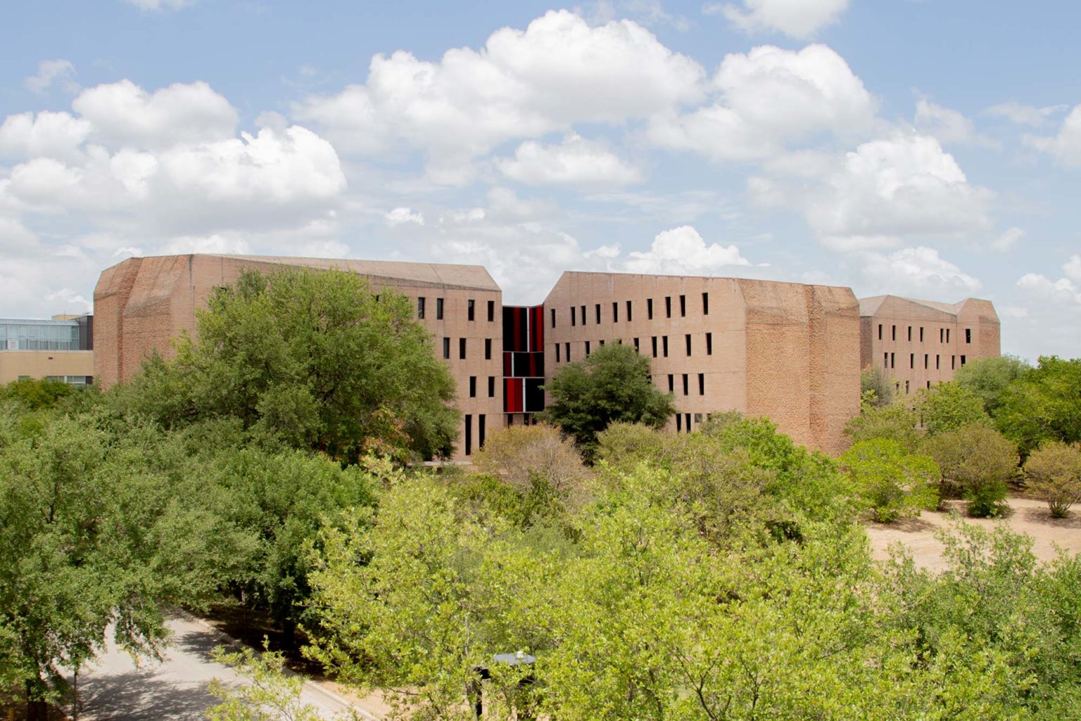 St. Edward’s University Student Halls – Guide To Austin Architecture